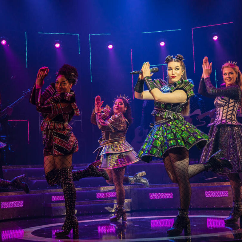 OVER SIX - Musical Six