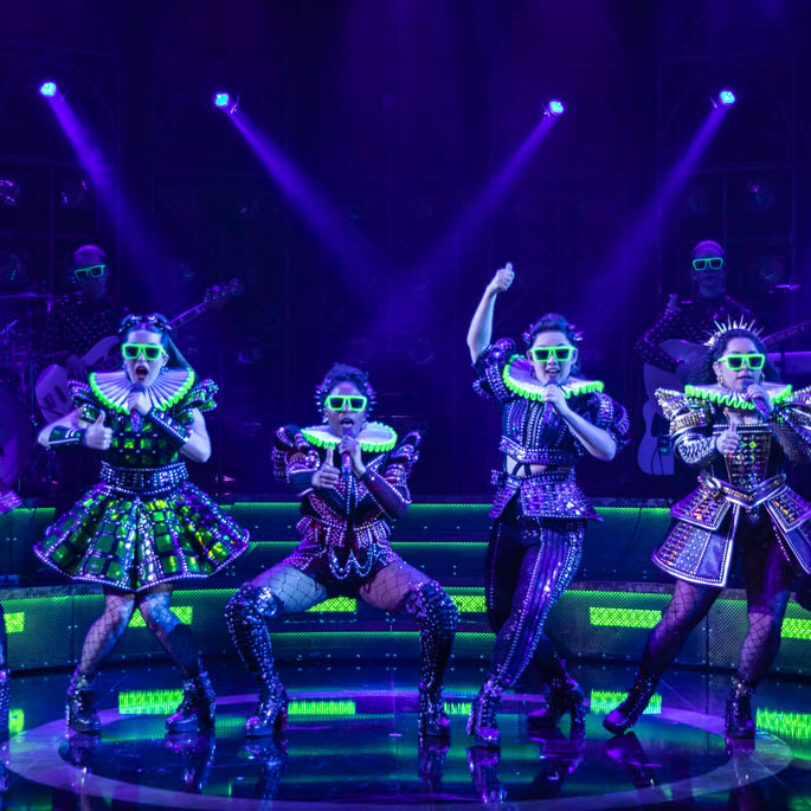 OVER SIX - Musical Six